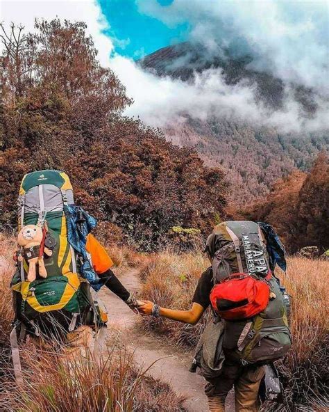 Mendaki Gunung: Berpetualang di Ketinggian - Gaga Radio