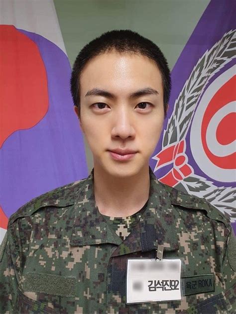 [방송]방탄 진 밤톨머리도 얼굴로 소화 군대 밝히는 미모 Ytn