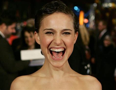 Natalie Portman Berlin 20080808 03 Laughing With No Teeth Laughing
