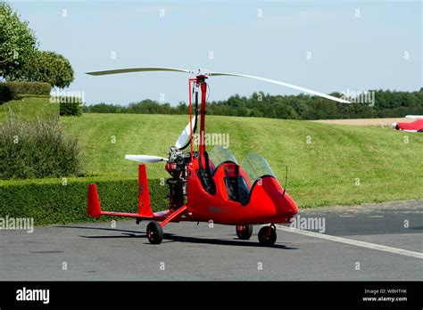 Magni Gyro M 16c Tandem Trainer Autogyro At Turweston Aerodrome