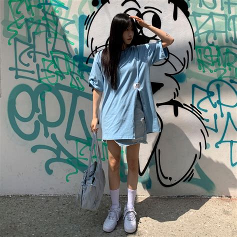 시크블랙 옴쥬브 라운드넥 49 패치 트임 포인트 롱 반팔티