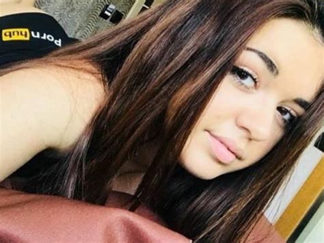 Dianariussx Una Actriz Porno De 18 Años Que Acaba De Rodar Con Nacho
