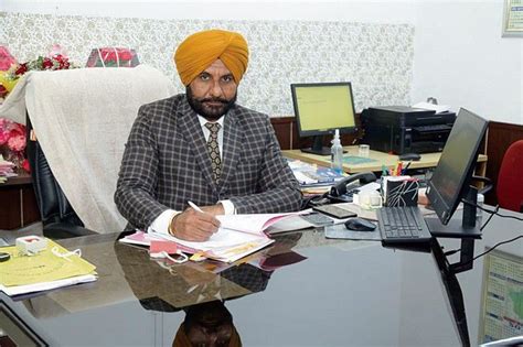 Jagdev Singh Hans Takes Over As Chief Engineer The Tribune