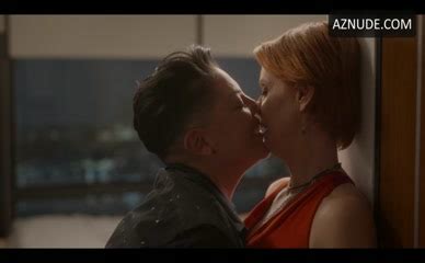 Sara Ramirez Cynthia Nixon Lesbian Scene In And Just Like That Aznude