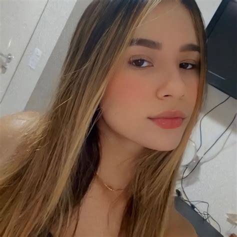 Ana Julia Da Silva Anajulia Threads Say More