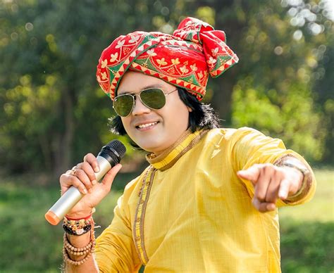 Nitin Dubeys Song Being Liked In Foreign Countries The Hitavada