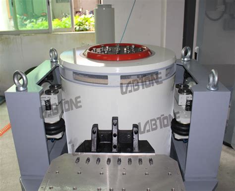 Vibration Table Vibration Test Equipment For Ansi C135 31 Roadway Area