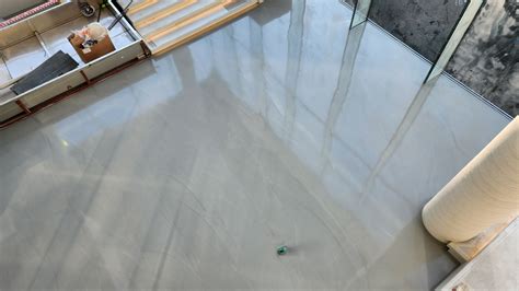 Dreamsic 4월 호 물처럼 흐르는 콘크리트가 만드는 매력적인 인테리어 셀프레벨링 Uhpc 콘크리트 산업을