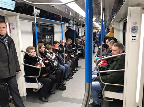 Почему для пенсионеров Москвы проезд бесплатный а в регионах платный Следуй за нами Дзен