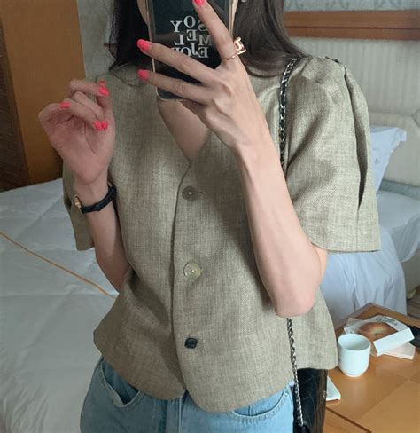 밀가 여자 여름 노카라 브이넥 소매 반팔 셔링 핀턱 퍼프 벌룬 린넨 하객룩 자켓