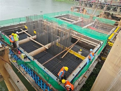 គម្រោងសាងសង់ស្ពានឆ្លងកាត់ទន្លេបាសាក់ ចាក់អង្រែក្រោម ព្រែកប្រា សម្រេចបានប្រមាណ ៣៣ ៥០