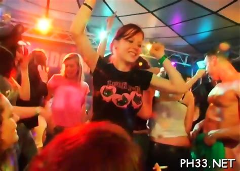 Hard Core Group Sex In Night Club Eporner