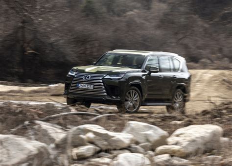 아빠 믿지” 이유있던 자신감폭설도 진흙도 강물도 가볍게 뚫는 ‘오프로드 강자