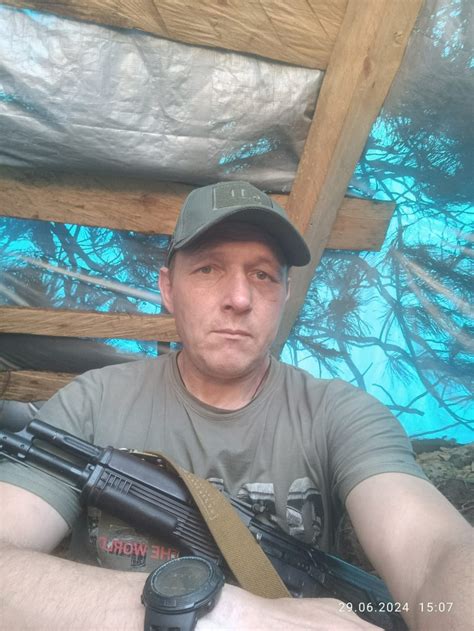 Создать мем мужчина в 35 лет персы мужчины владимир николаевич горборуков Картинки Meme