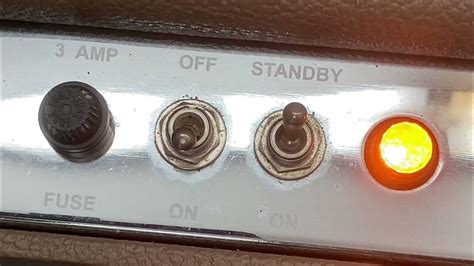 How To Turn On And Off A Tube Guitar Amplifier With A Standby Switch Youtube