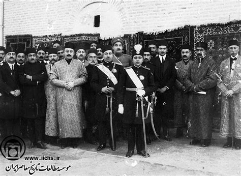 تظاهر به مذهبی بودن برای به دست آوردن سلطنت؛ رضا میرپنج متظاهر یا شاه