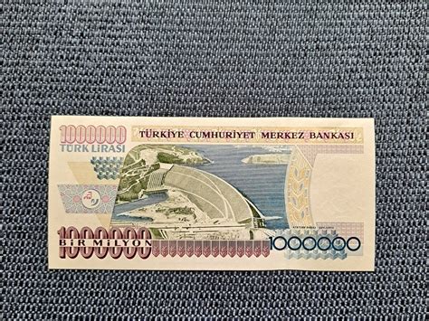 터어키 1000000리라 터키지폐 추억의옛날돈