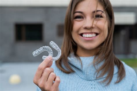 Clear Retainers Vs Invisalign
