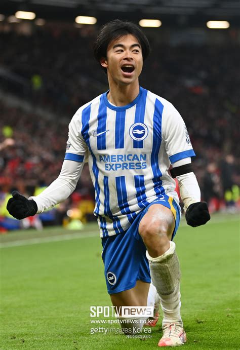 손흥민 1377억의 꿈 사라진다…토트넘 텔 완전영입 X→미토마 710억 베팅