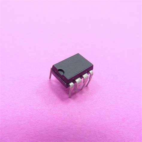 Eeprom Memory 2 Wire Serial Integrated Circuits Atmel 24c I2c Iic Flash