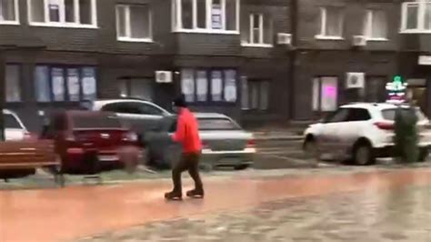 В Ростове на Дону 80 человек пострадали из за гололеда — РБК