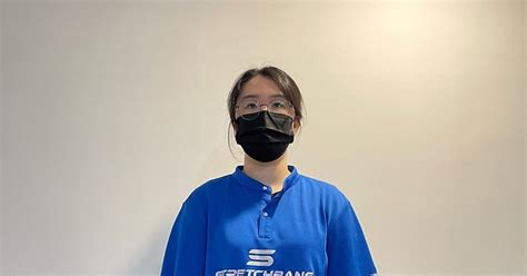 혹시 나도 굽은 어깨… 스트레칭으로 등 근육 긴장 풀어주세요