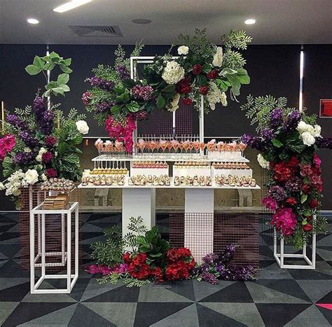 Многие считают что Десертный бар это просто сладкий стол с тортиками и конфетками Но это не так