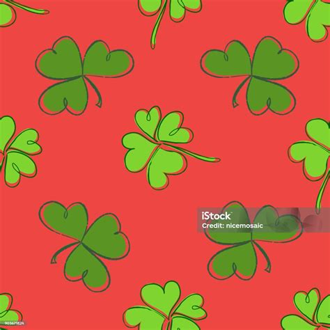 클로버 완벽 한 패턴입니다 붉은 바탕에 3 4 잎 녹색 클로버 패턴입니다 성 패 트 릭의 날 손으로 그린 낙서 스타일 클로버 끝 없는 배경 질감 벽지를 반복 합니다 행운