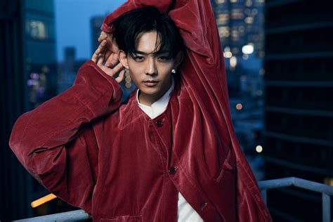 竜星涼 注目俳優の役作りへの信念とファッションポリシー。 Vogue Japan 竜星涼 注目俳優の役作りへの信念とファッションポリシー。 Vogue Japan