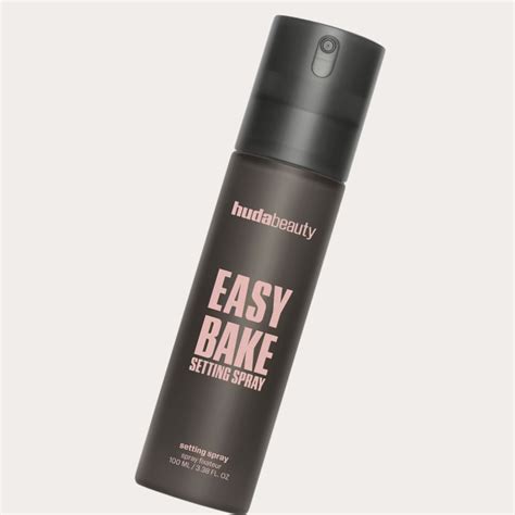 Huda Beauty Easy Bake Setting Spray Langanhaltendes Make Up Mit Matt