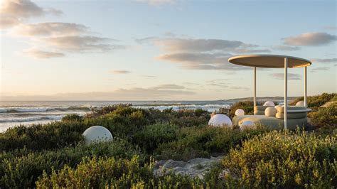 Contour Daybed By Haldane Martin For Haldane