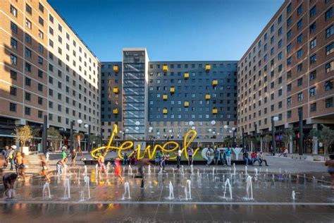 Pin By Cornus Strydom On Architecture Street View Landmarks Views