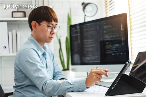 Developing Programmer Development Website Design And Coding