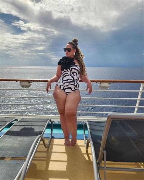 Plus Size Fashion Embracing Style And Confidence By Plussizepedia