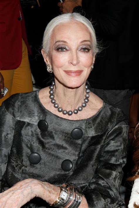 12 Models Over 60 Who Prove Age Is Just A Number In 2025 Carmen Dellorefice Older Fashion