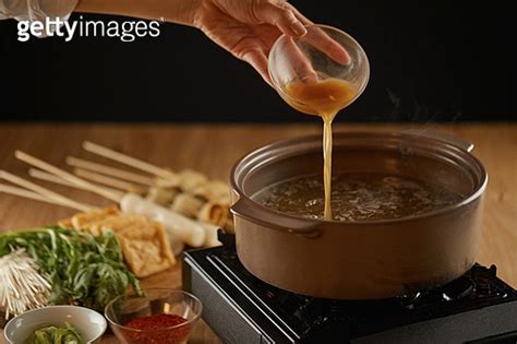 요리 음식상태 요리하기 음식준비 음식준비 움직이는활동 어묵탕 어묵탕 탕 안주 식사 국물 Sub