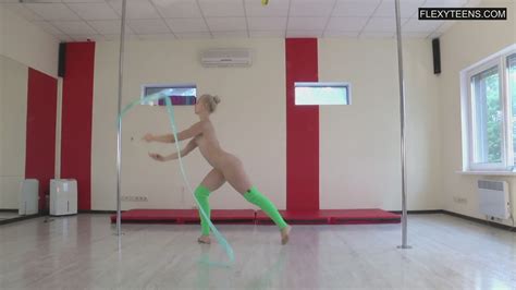 Dora Tornaszkovas Scorching Nude Gymnastics Performance