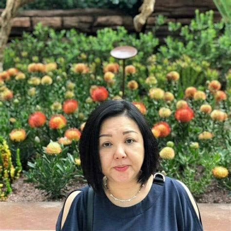 Wesley Liew 刘广艺 终于等到了😂有一种喜极而泣的感觉，当我第一次看到我的专辑的时候，我的眼泪流下来了😂，我梦寐以求的个人专辑终于面世了 😍 你们不会让我失望吧！😁 刘广艺