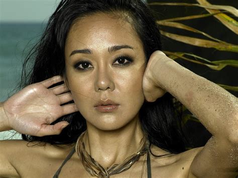 Yunjin Kim Wallpaper