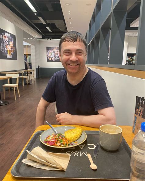 Yonka Gilbert On Linkedin I Know How To Live My Life With Joy 🤩