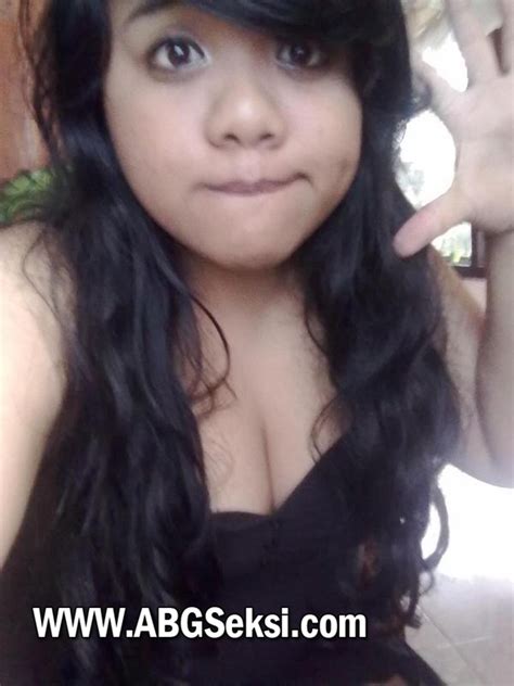 Kumpulan Foto Cewek Montok ~ Koleksi Foto Bugil Gambar Telanjang Memek