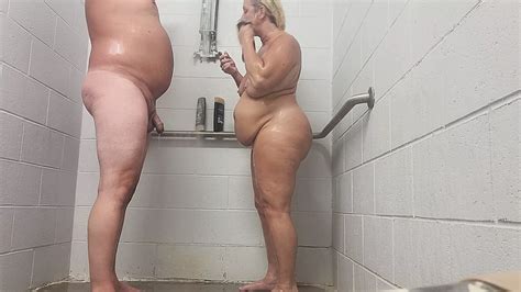 sex in a tiny shower american amateur amateur porn xhamster