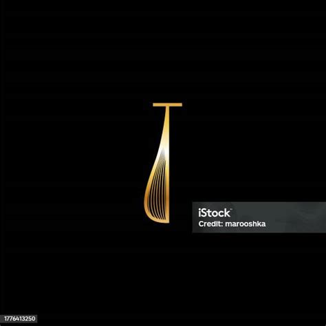 편지 I 아름다운 우아한 황금 알파벳 줄무늬 글꼴 청첩장 또는 패션 또는 로고 디자인에 딱 맞는 클래식 레터링 벡터 일러스트 레이 션 10eps 개념에 대한 스톡 벡터 아트