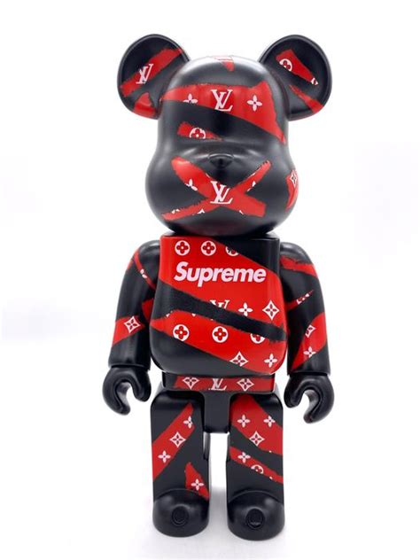 MVR - BearBrick Ripped Supreme 400% - Catawiki