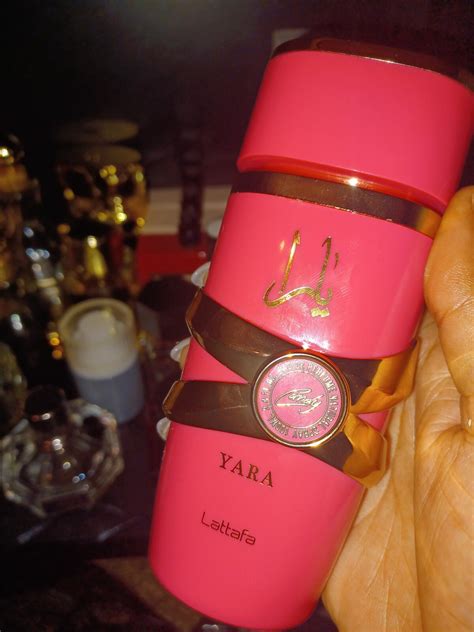 Yara Candy Lattafa Perfumes Parfem Novi Parfem Za žene 2024