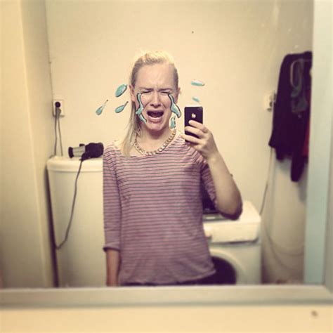Funny Mirror Selfie Girl
