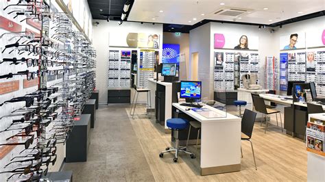 Apollo Optik / Shops / EAST SIDE MALL