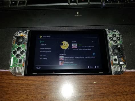 Clear Joycons R Casualnintendo