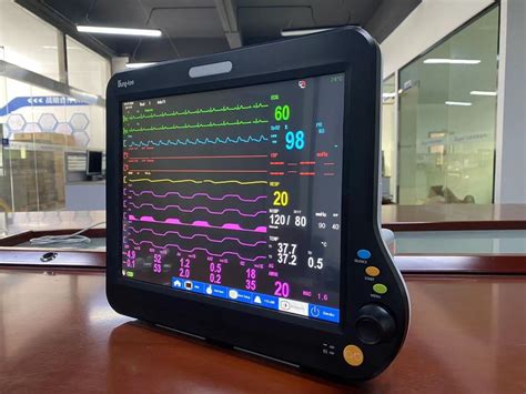 IEC Approved Portable Patient Monitor NIBP Multi Parameter Patient Monitor