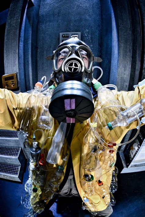 Noah Der Prepper Feiert Premiere Westfälisches Landestheater